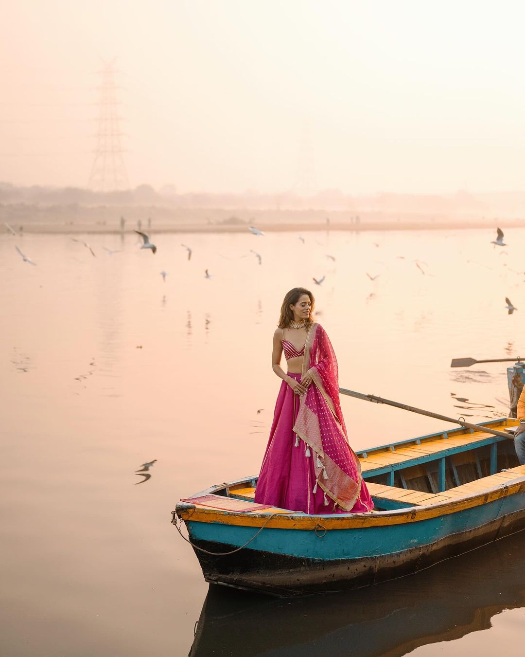Aakriti Rana in Fuschia: A Lehenga Tale of Dreams and Grace!