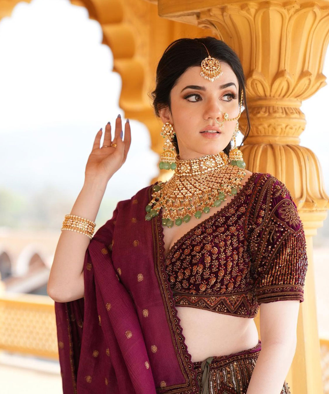 Witness Aastha Shah's Bridal Charisma in Picture-Perfect Moments