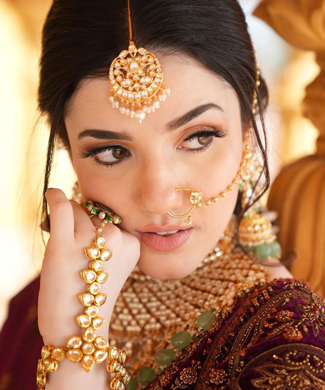 Witness Aastha Shah's Bridal Charisma in Picture-Perfect Moments