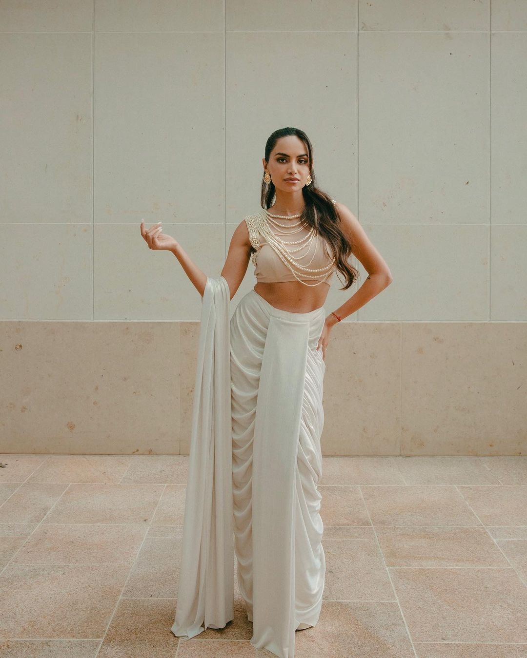 Diipa Büller-Khosla's Exquisite Pearl Sari Look